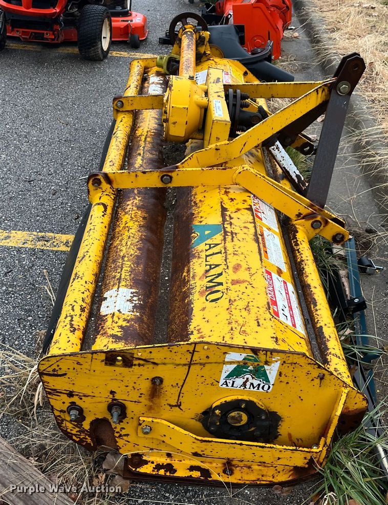 Alamo SHD88 flail mower in Kansas City, KS | Item MN9477 sold | Purple Wave