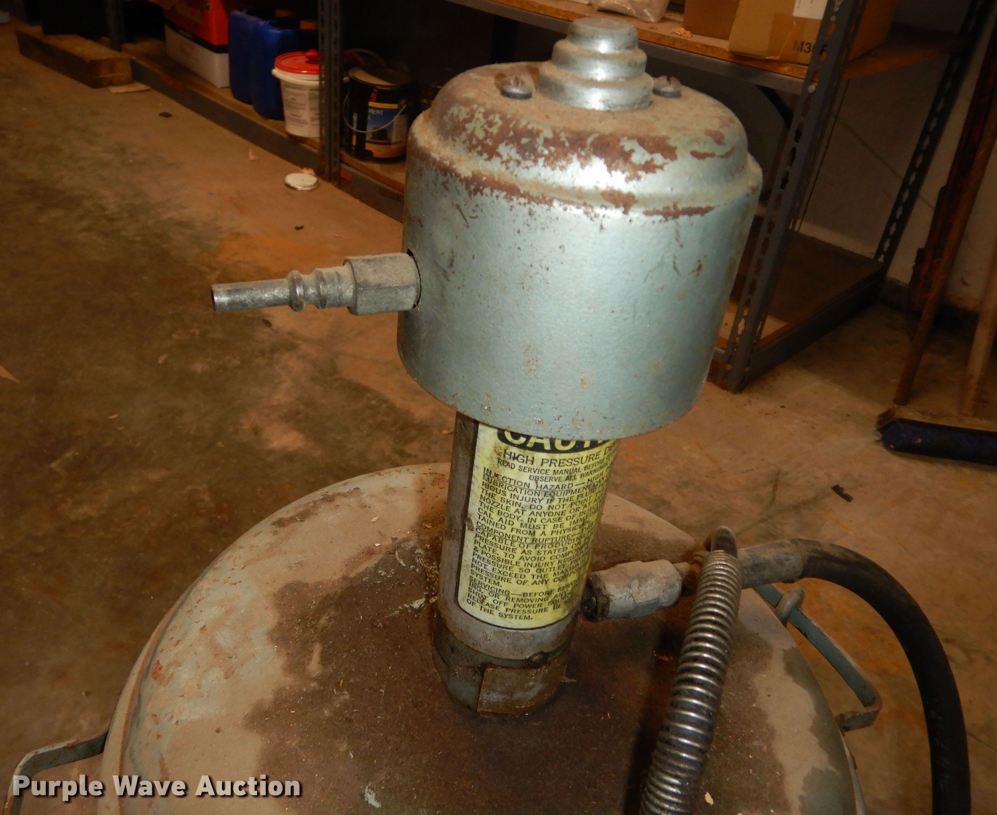 ARO grease gun in Atchison, KS | Item JR9100 sold | Purple Wave