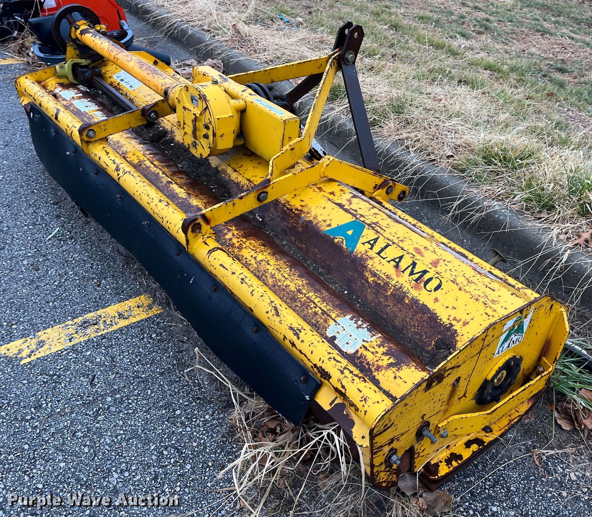 Alamo SHD88 flail mower in Kansas City, KS | Item MN9477 sold | Purple Wave