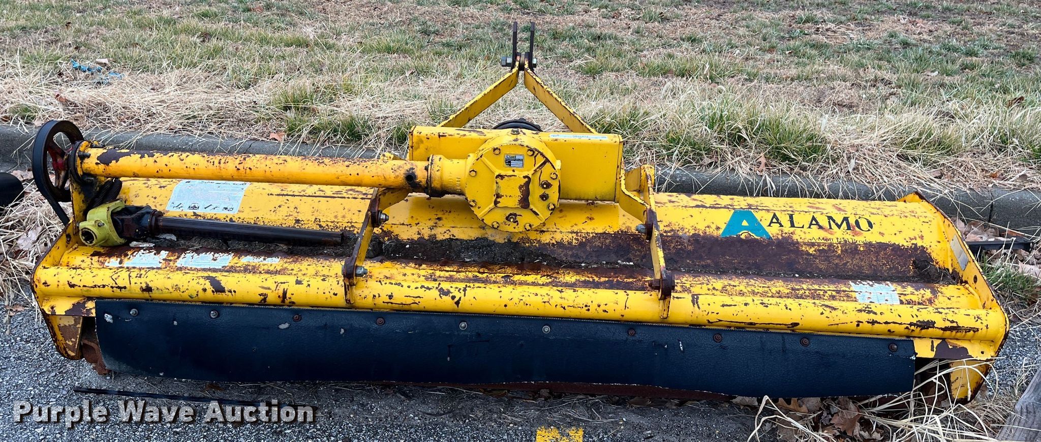 Alamo SHD88 flail mower in Kansas City, KS | Item MN9477 sold | Purple Wave