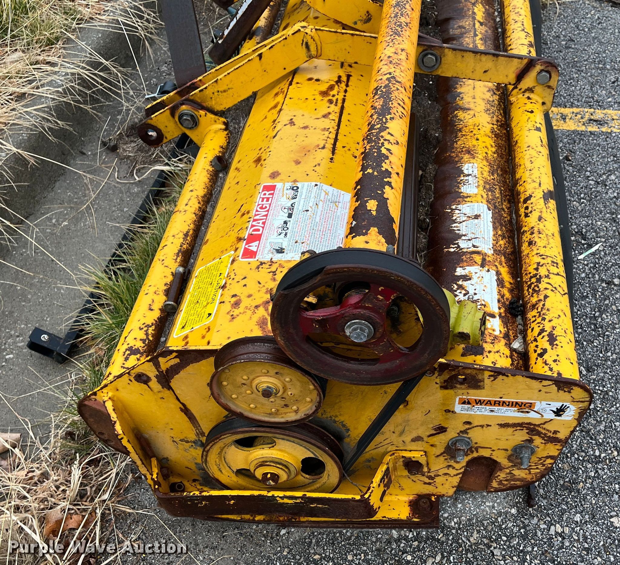 Alamo SHD88 flail mower in Kansas City, KS | Item MN9477 sold | Purple Wave