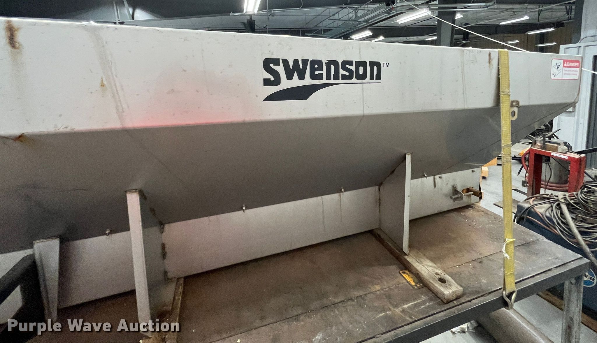 Swenson spreader in Kansas City, KS | Item MN9480 sold | Purple Wave