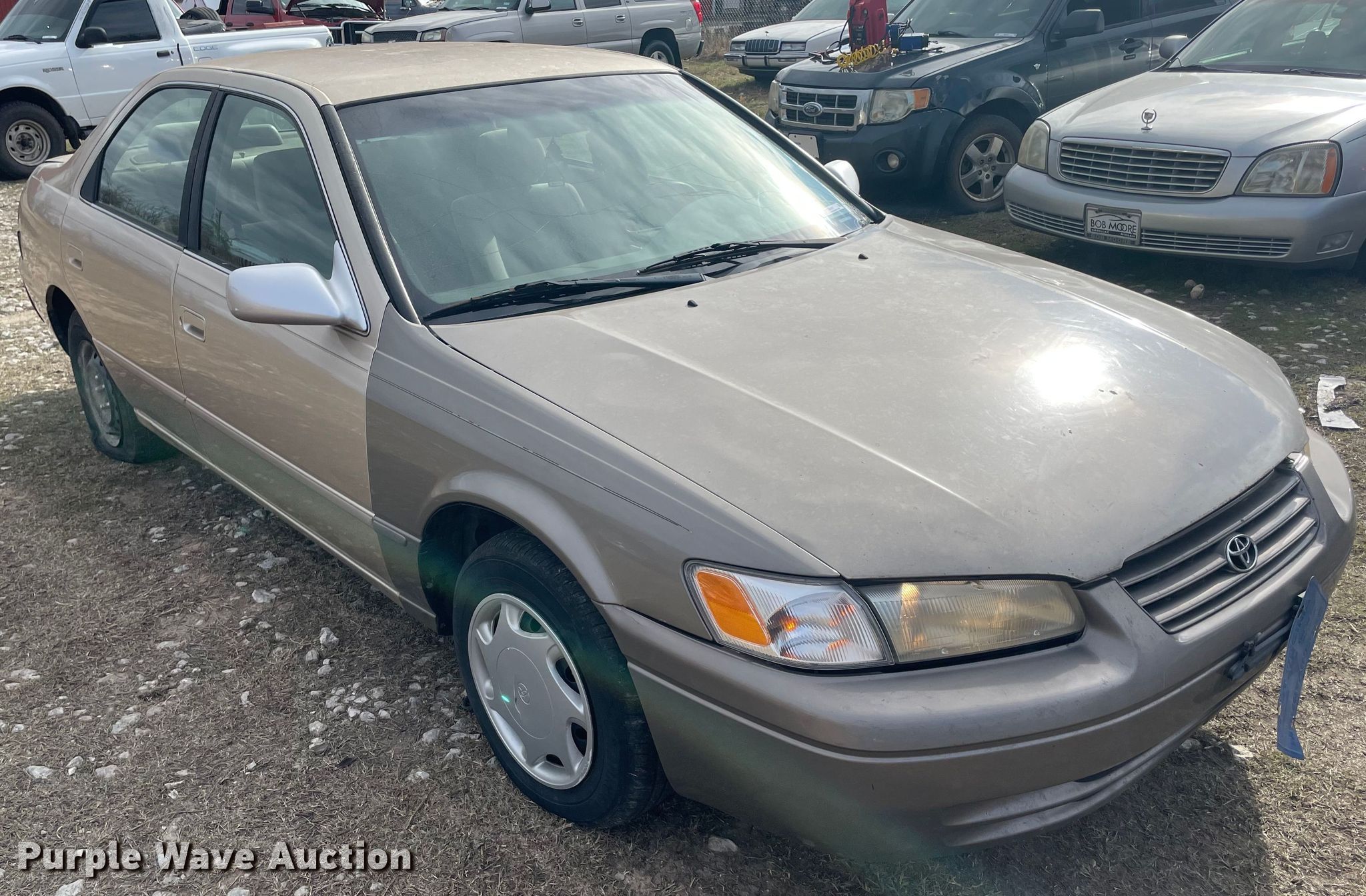 1998 Toyota Camry in Ada, OK | Item MI9617 sold | Purple Wave