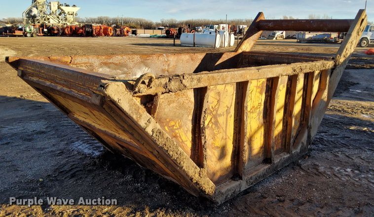 Steel rock box in Manhattan, KS | Item KR9094 sold | Purple Wave