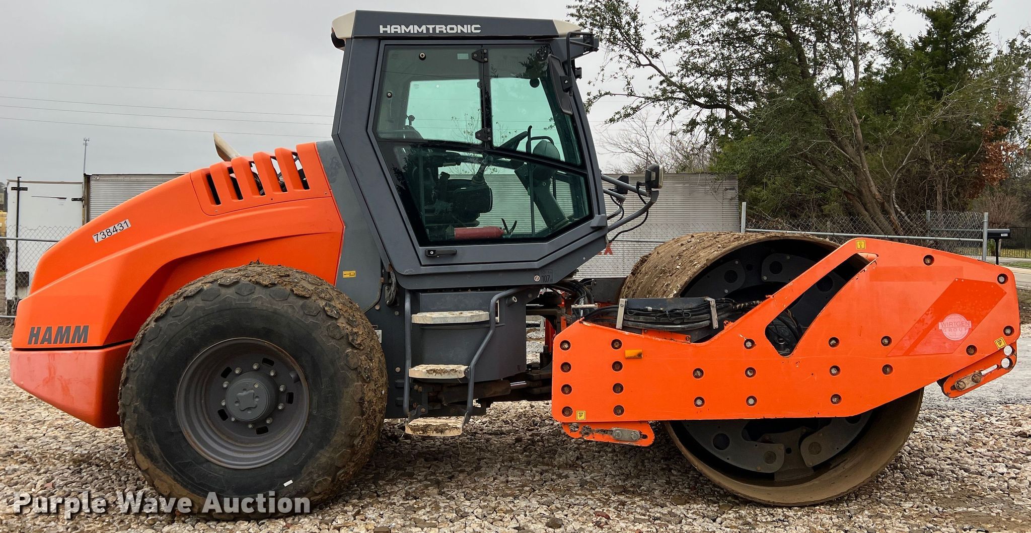 2015 Hamm H11ix single drum vibratory roller in Mansfield, TX | Item ...