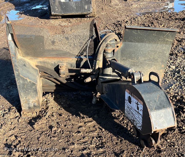 Bobcat compact utility loader stump grinder in Kansas City, KS | Item ...