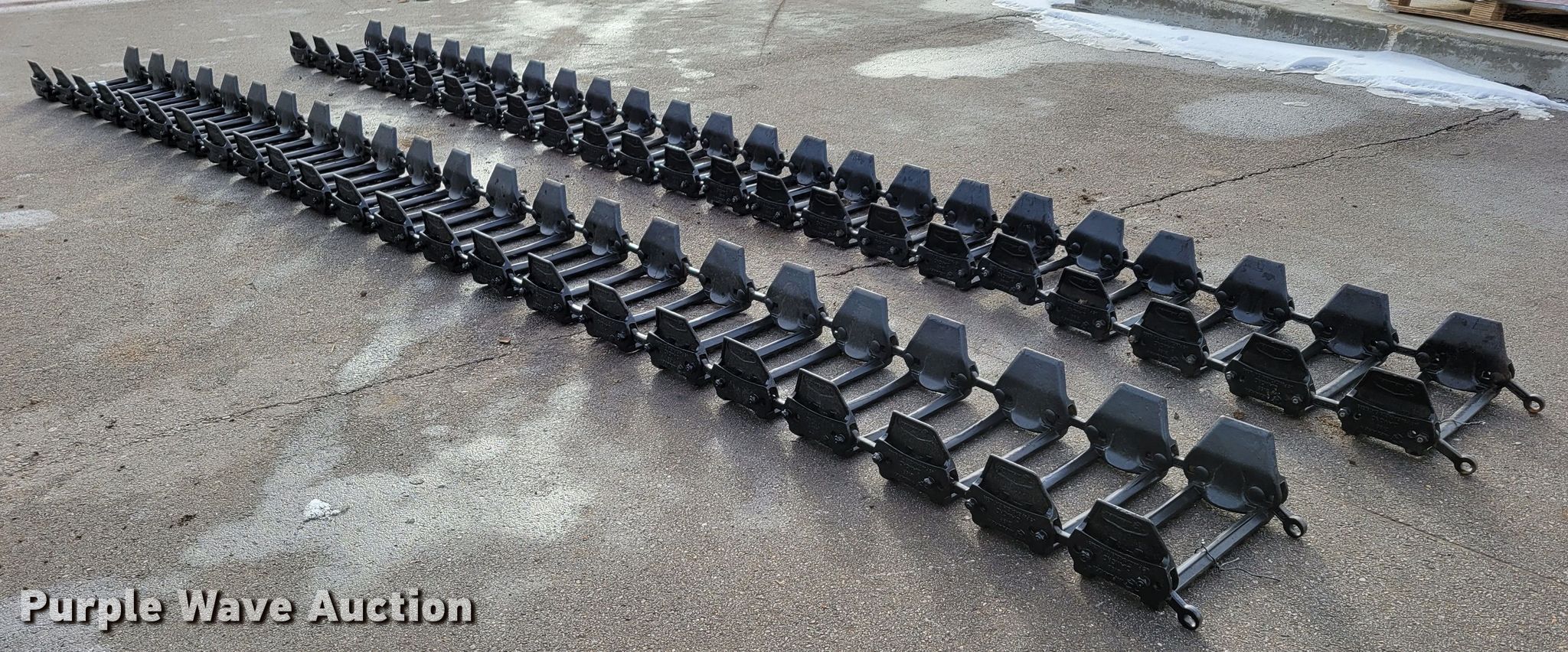 McLaren Diamond steel tracks in Waterloo, NE | Item LY9909 sold ...