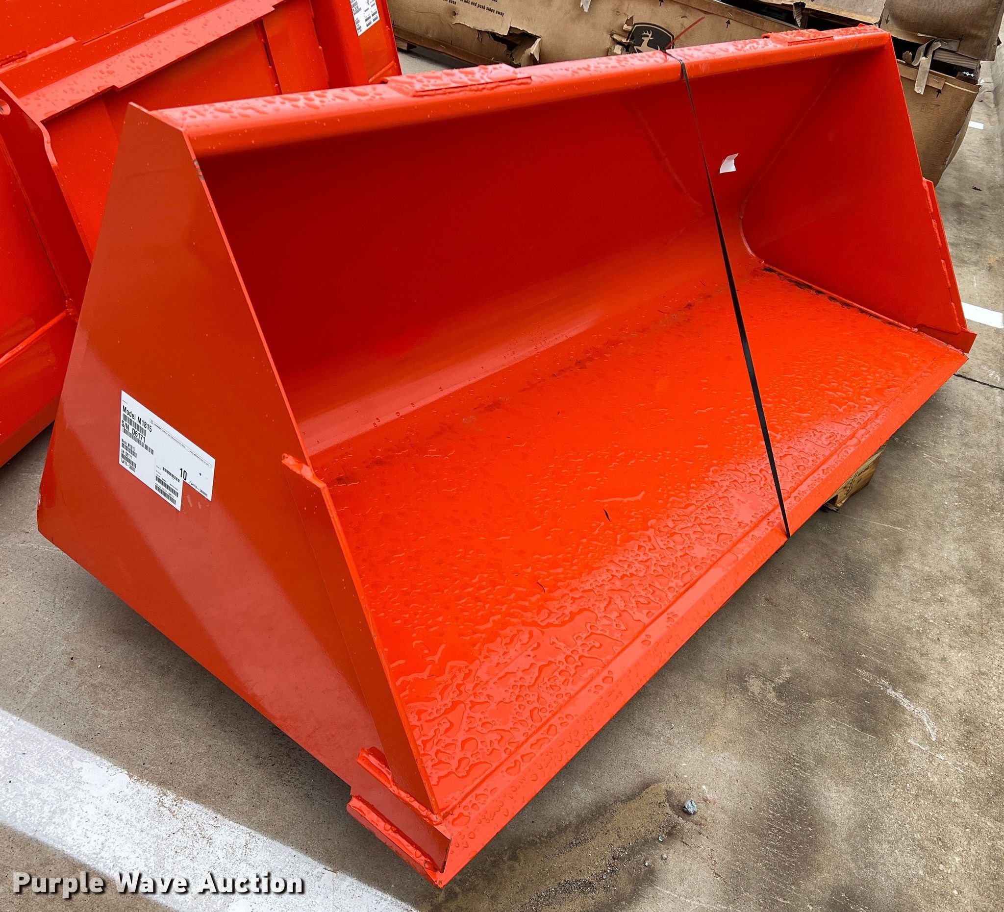 Kubota M1815 bucket in Grapevine, TX | Item DS2725 sold | Purple Wave