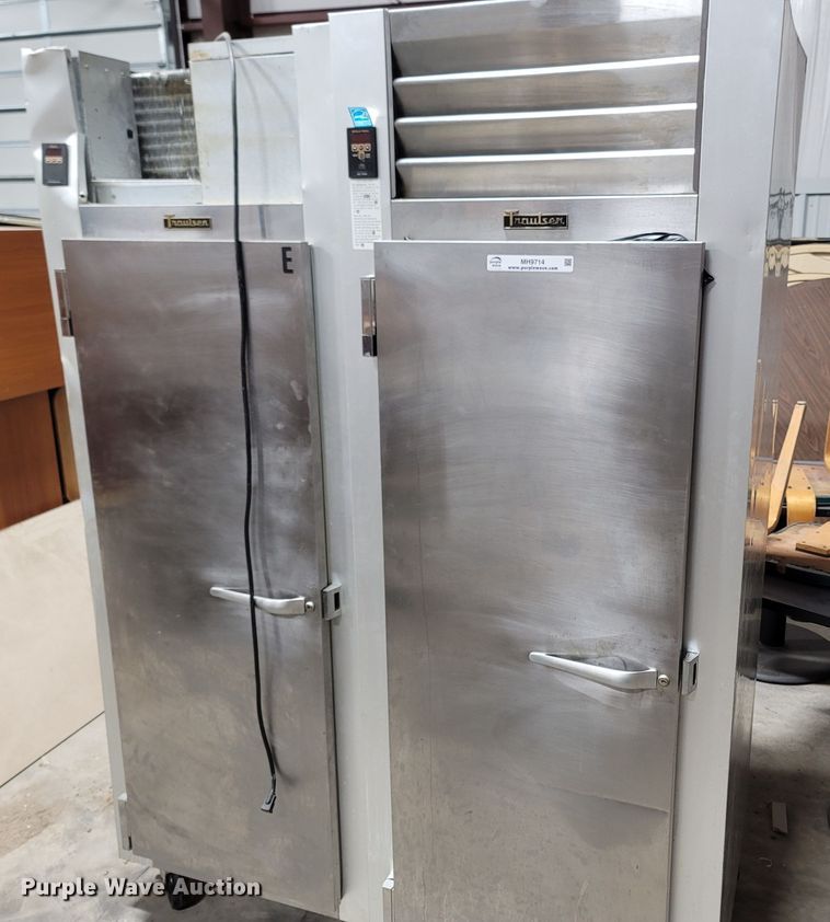 Traulsen food storage unit in Miami, OK | Item MH9714 sold | Purple Wave