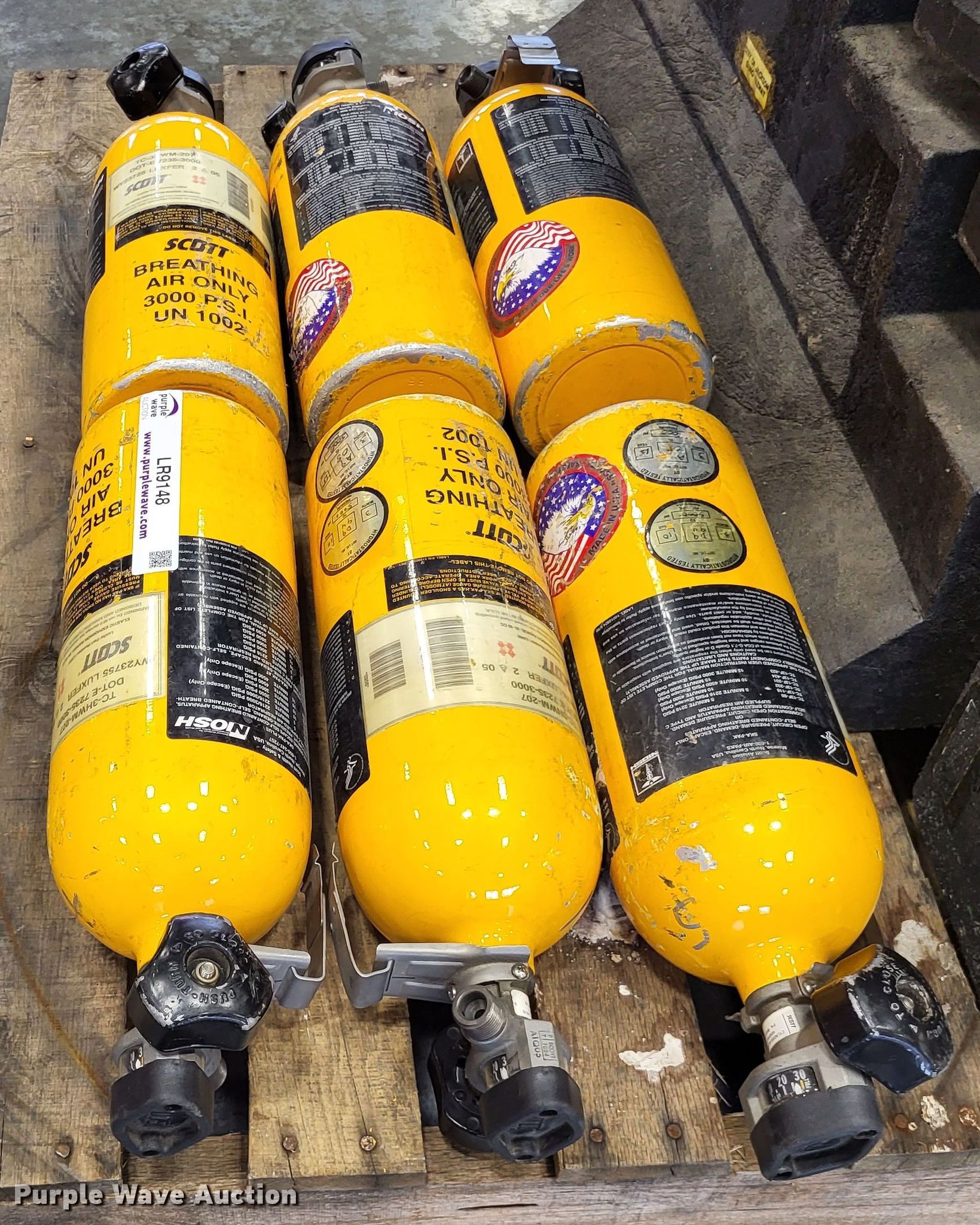 (6) Scott SCBA tanks in Cape Girardeau, MO | Item LR9148 sold | Purple Wave