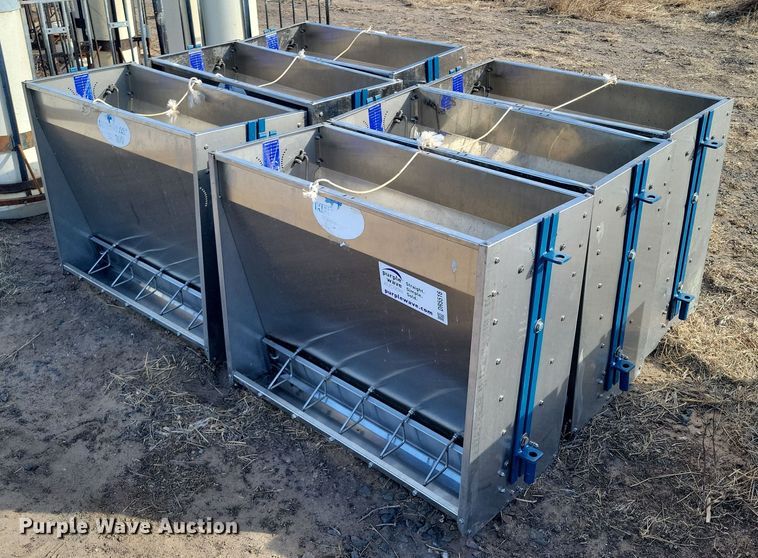 (6) Hog Slat Platinum Series 300 hog feeders in Kismet, KS | Item ...