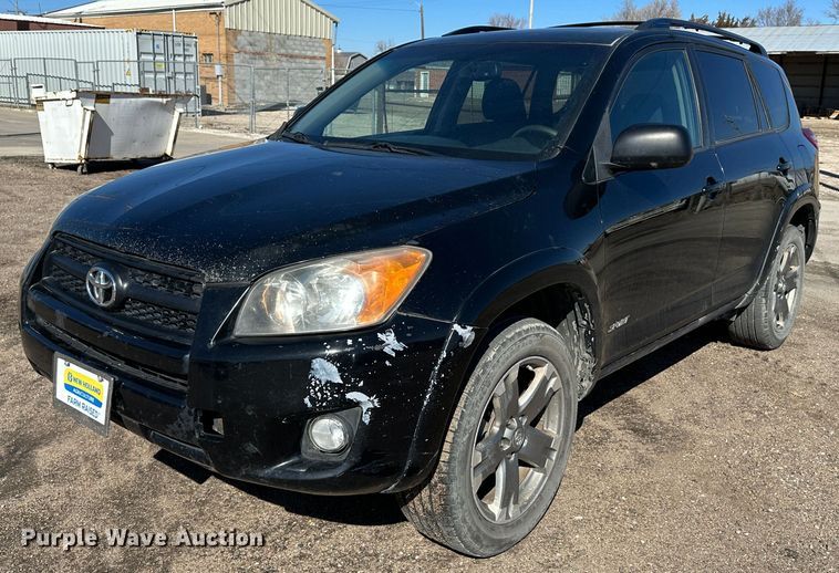 2012 Toyota RAV4 SUV in Plainville, KS | Item LT9540 sold | Purple Wave