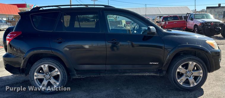 2012 Toyota RAV4 SUV in Plainville, KS | Item LT9540 sold | Purple Wave