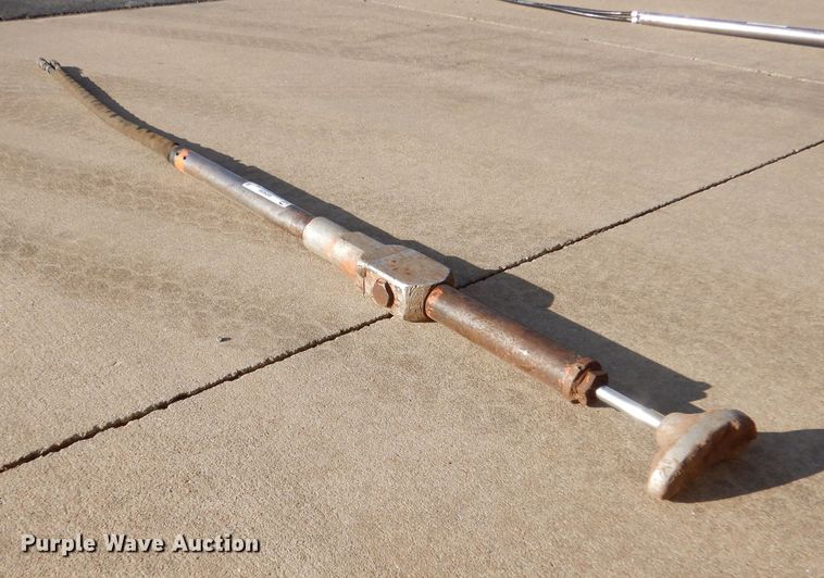 Stanley TA54 tamper in Cheney, KS | Item MP9096 sold | Purple Wave