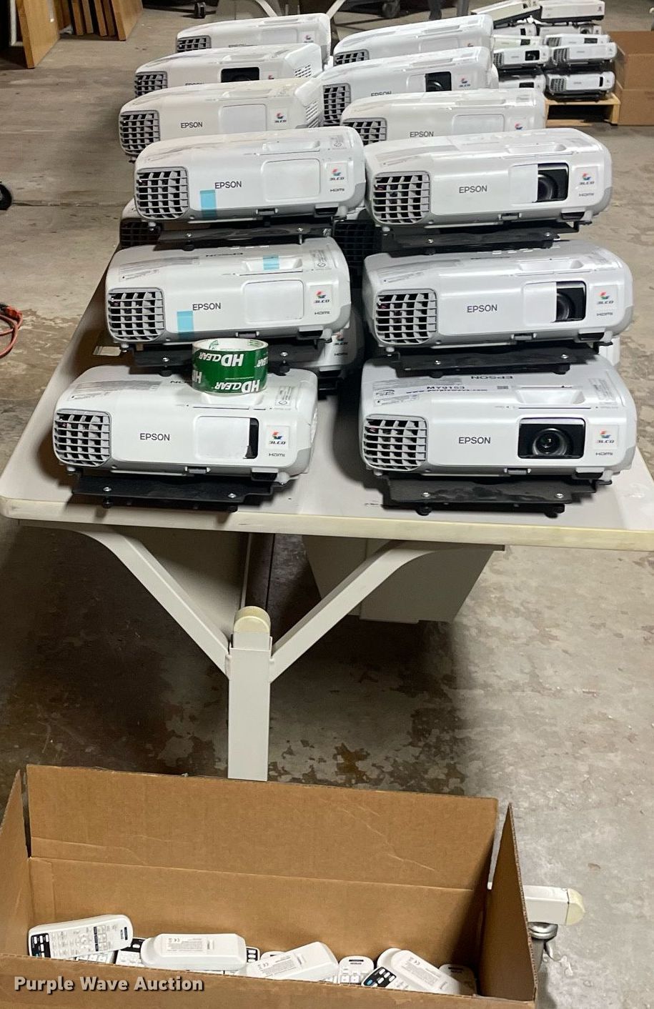 (30) Epson projectors in Hutchinson, KS | Item MY9153 sold | Purple Wave