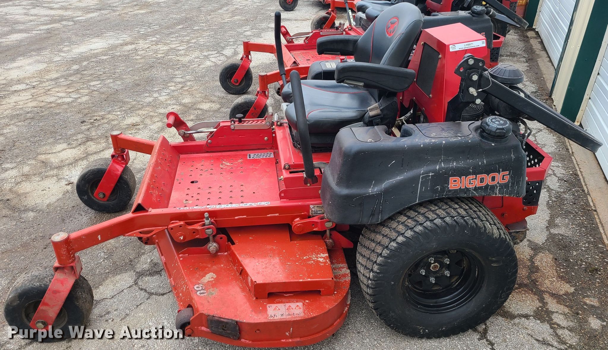 Big Dog 937318 ZTR lawn mower in Raymore, MO | Item LH9971 sold ...