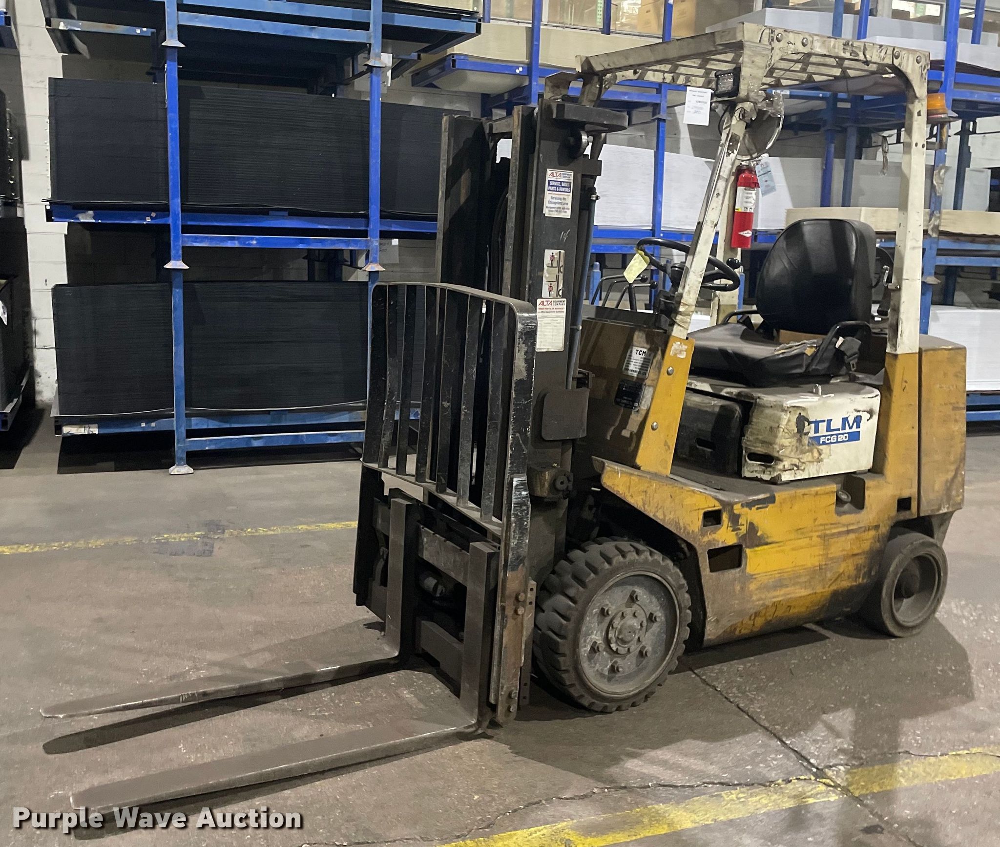 TCM FCG20 forklift in Broadview, IL | Item MB9023 sold | Purple Wave