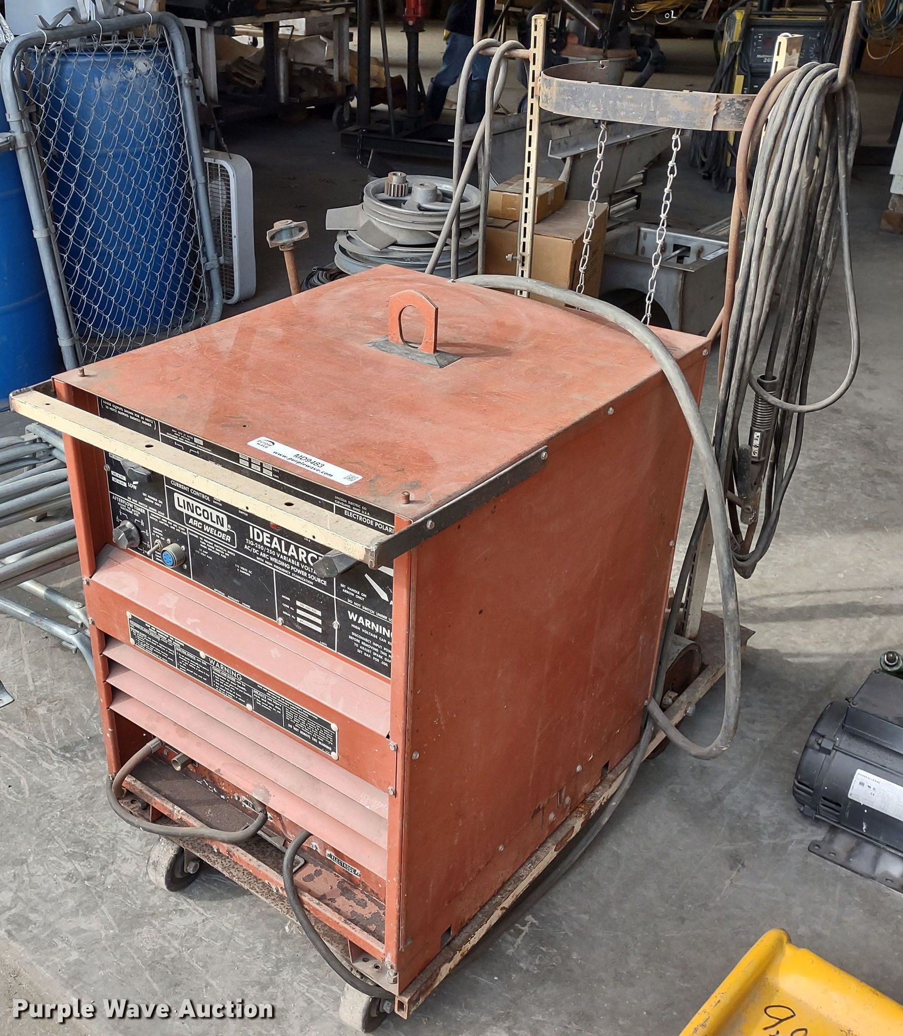 Lincoln Idealarc TIG 250/250 welder in Quenemo, KS | Item MD9483 sold ...