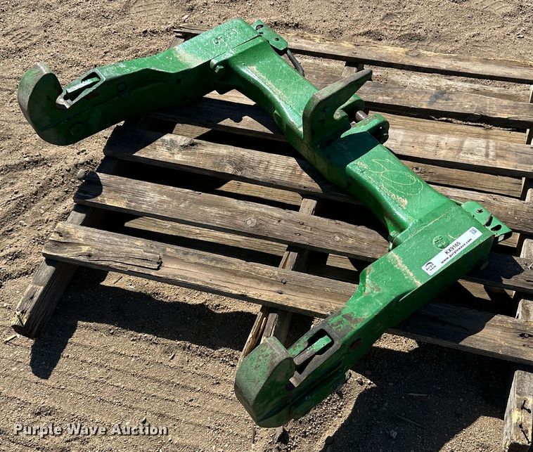 John Deere three point quick attach in Kinsley, KS | Item KX9165 sold ...