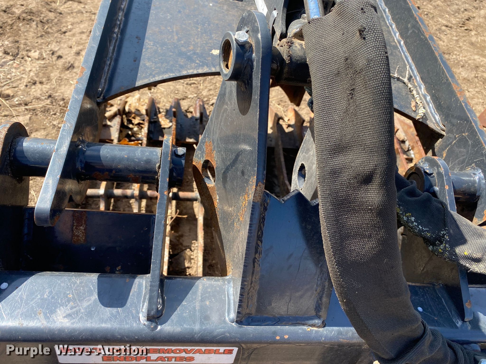 Jenkins 84" skid steer rock grapple bucket in Stilwell, OK | Item ...