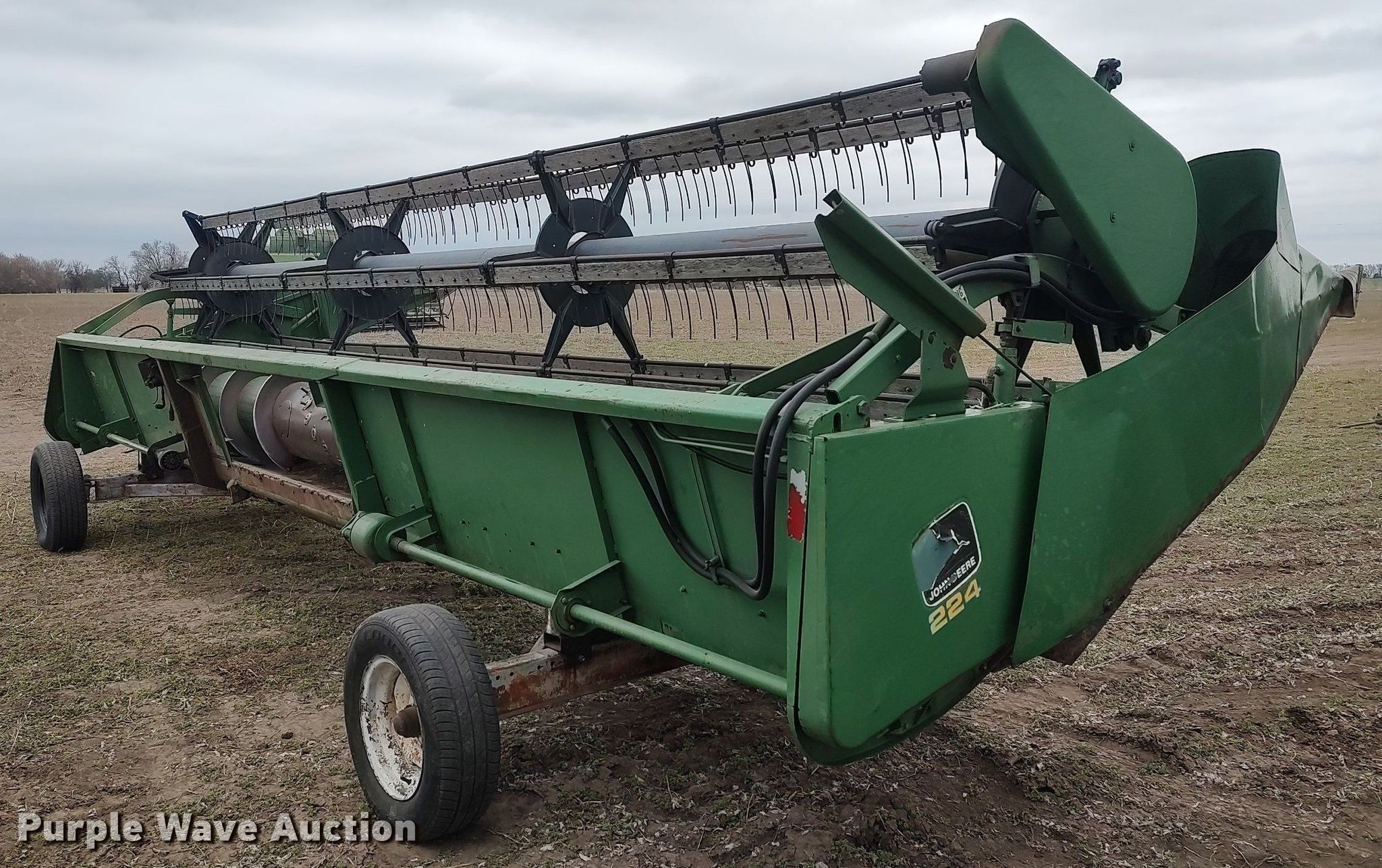 John Deere 224 flex head in Wellington, KS | Item DQ0359 sold | Purple Wave
