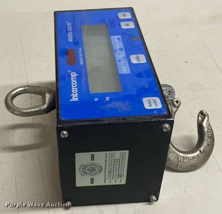 Intercomp CS750 hanging scale in Porter, OK | Item KV9628 sold | Purple Wave