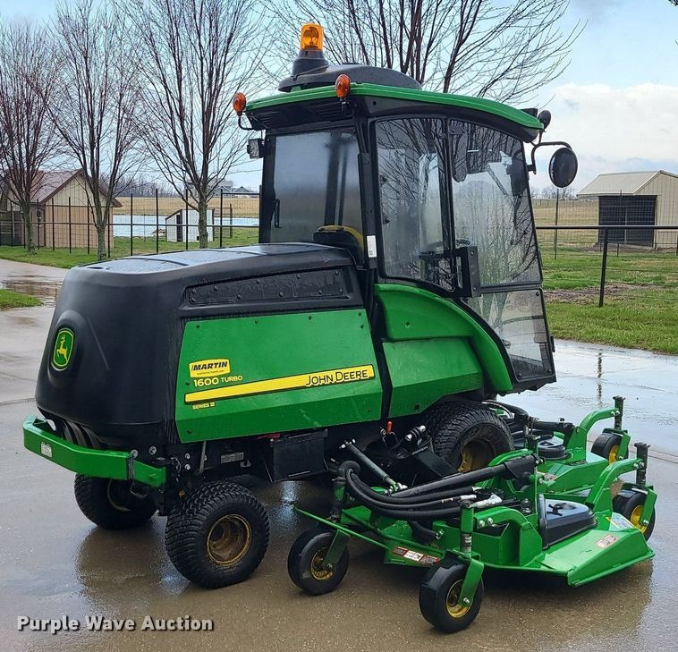 John Deere 1600 Turbo Series III lawn mower in Pleasant Hill, MO | Item ...