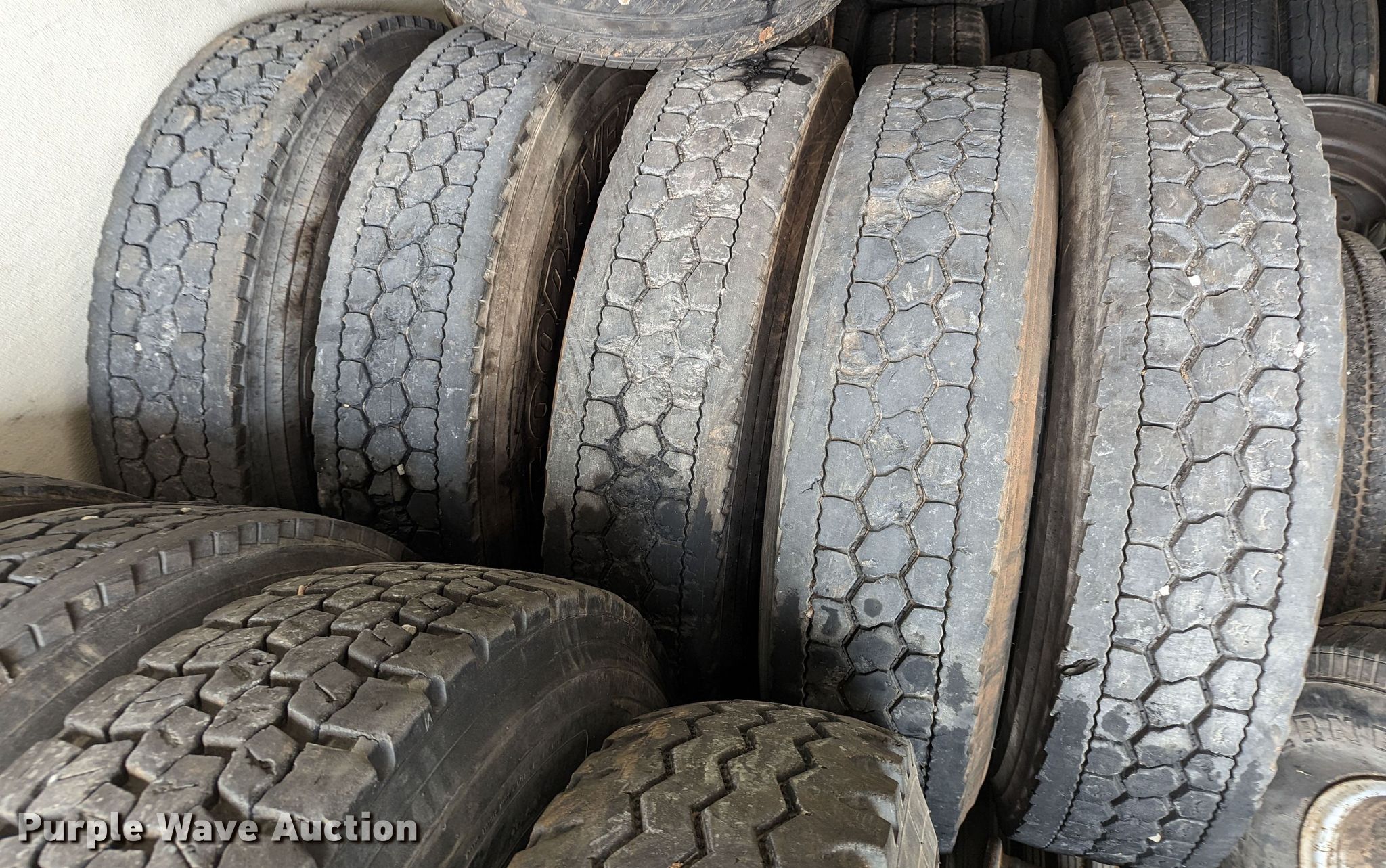 (8) Goodyear G282 MSD 11R24.5 tires in Oklahoma City, OK | Item DR6926 ...
