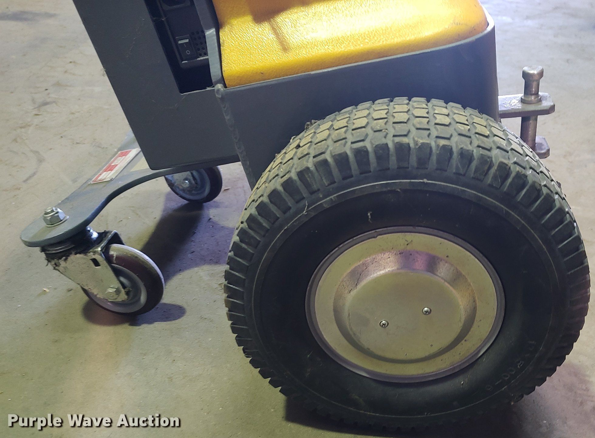 Vestil E Tug-20 electric dolly in Wichita, KS | Item LG9735 sold ...
