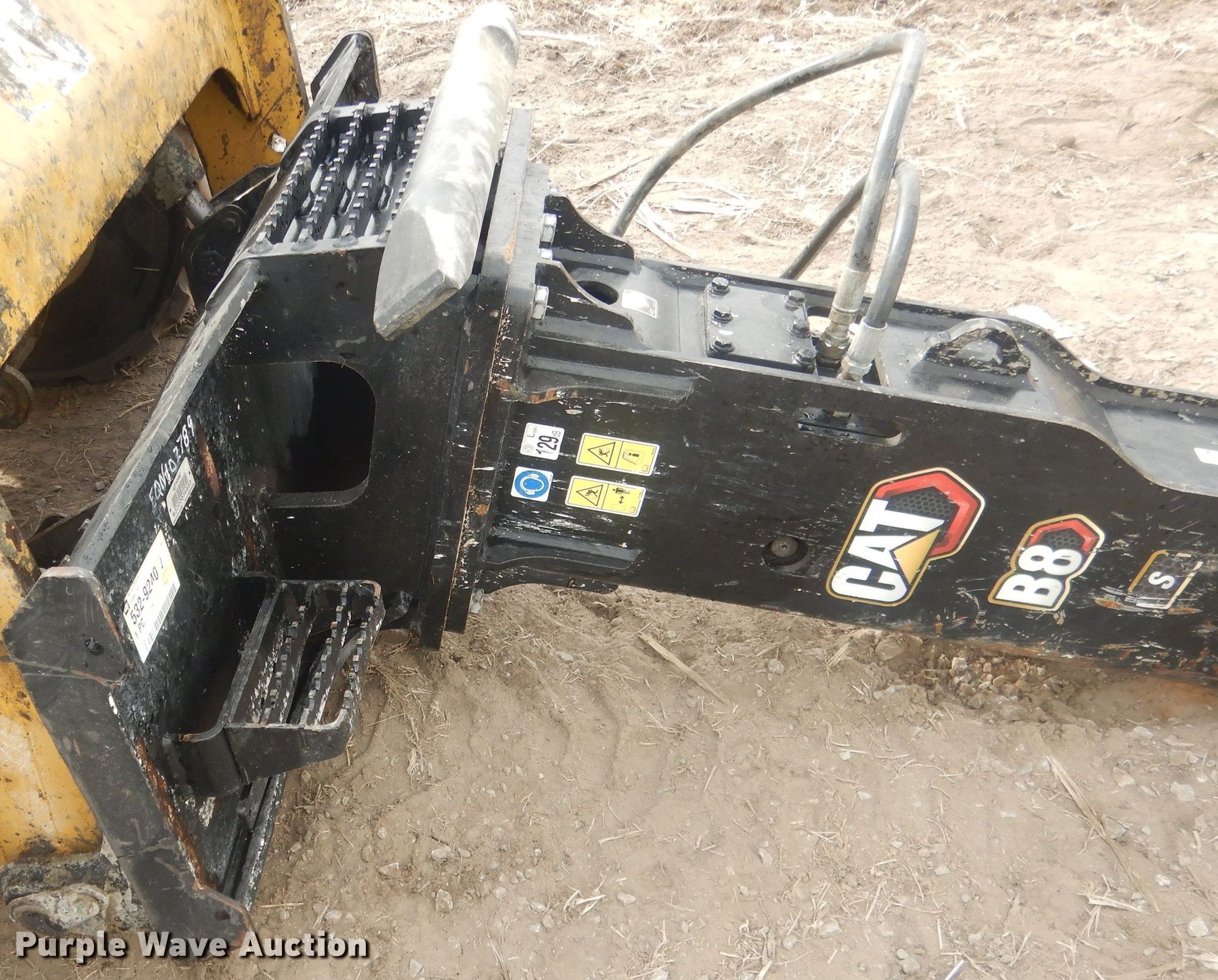 Caterpillar B8 skid steer breaker in Callaway, NE | Item DJ7016 sold ...