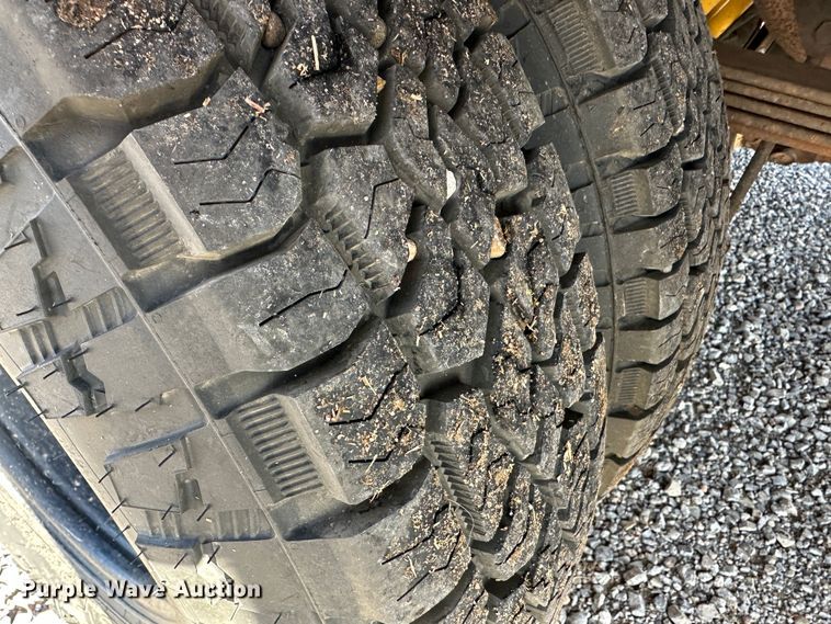 1995 Ford F350 Crew Cab flatbed pickup truck in Bucklin, KS | Item ...