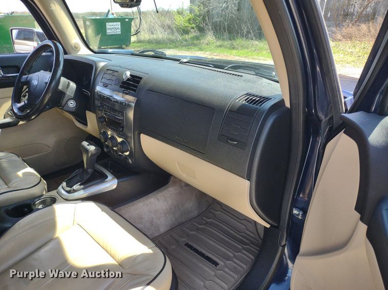 2007 Hummer H3 SUV in Butler, MO | Item LL9057 sold | Purple Wave