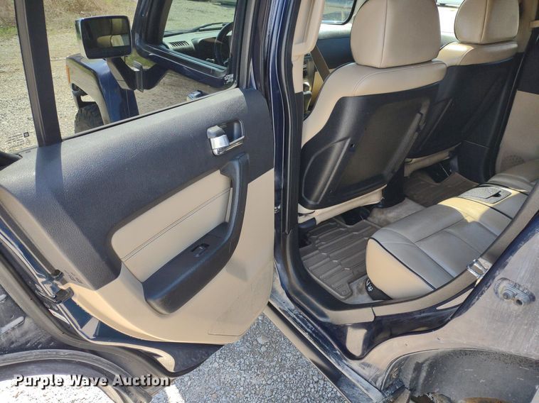 2007 Hummer H3 SUV in Butler, MO | Item LL9057 sold | Purple Wave