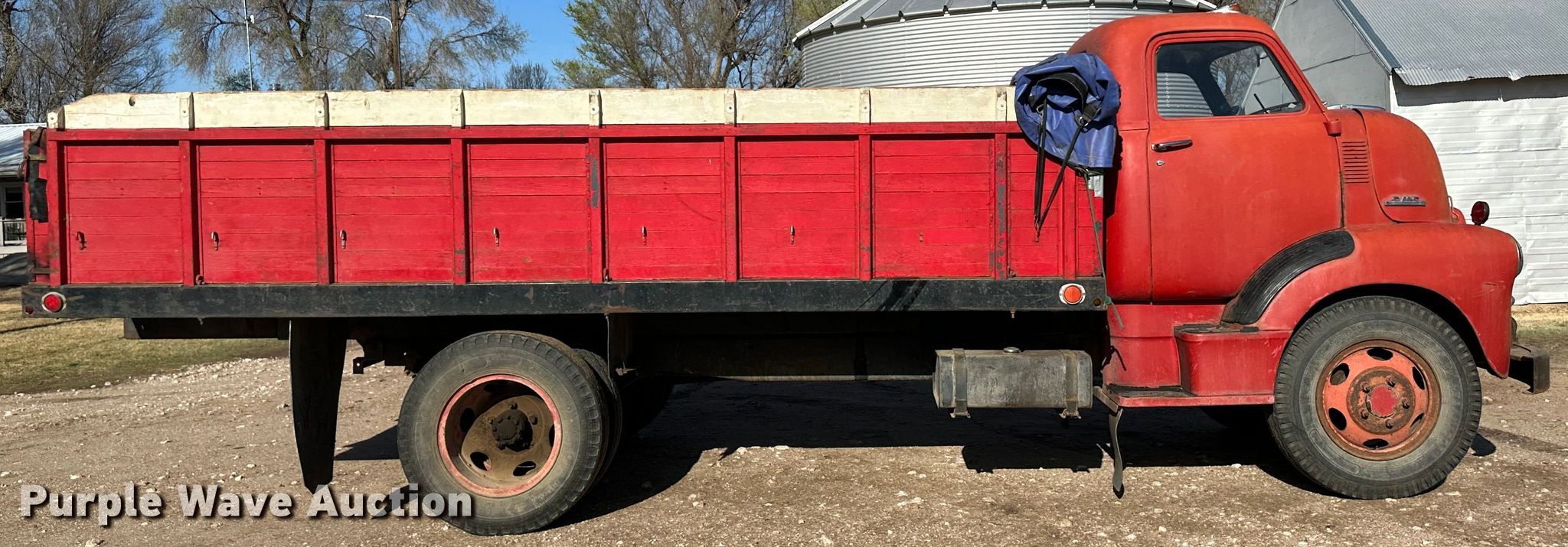 1949 GMC grain truck in Bucklin, KS | Item KX9176 sold | Purple Wave