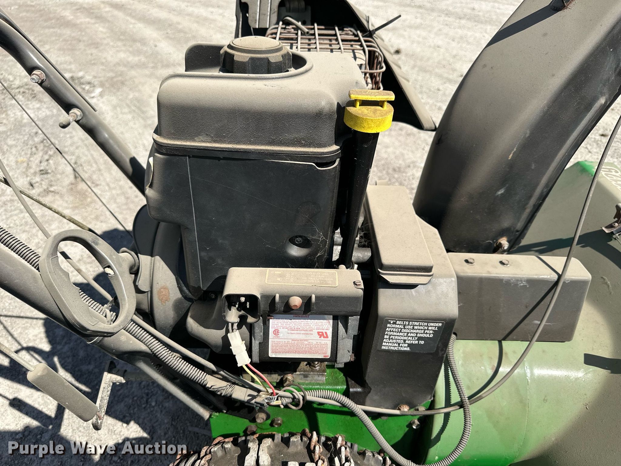 Frontier ST1129 snow blower in Lawrence, KS | Item LN9417 sold | Purple ...