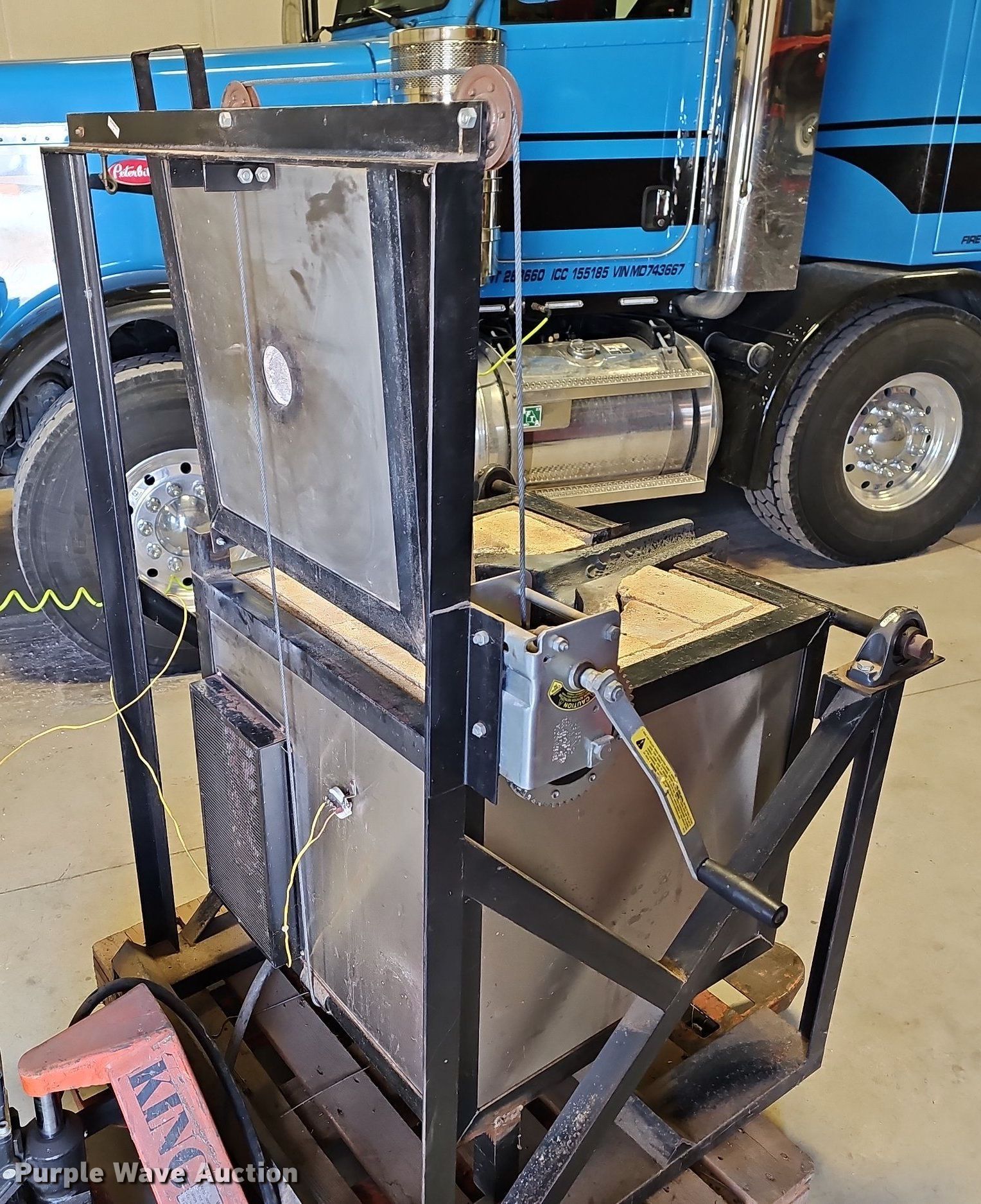 Vcella TL225 kiln in Carthage, MO | Item MB9942 for sale | Purple Wave