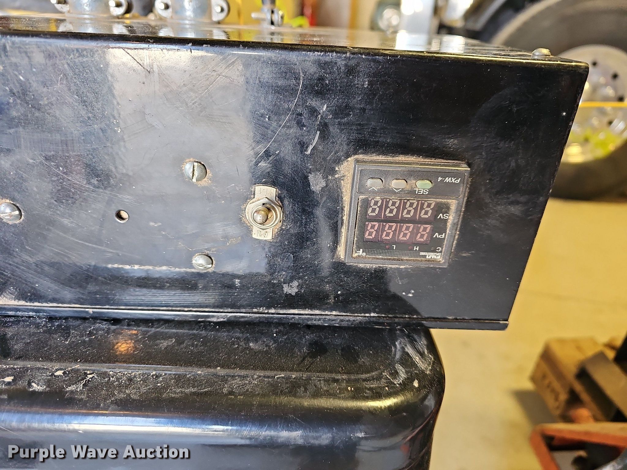 Vcella TL225 kiln in Carthage, MO | Item MB9942 sold | Purple Wave
