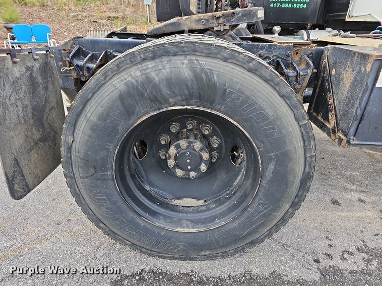 1991 International 8100 semi truck in Hollister, MO | Item MB9936 sold ...