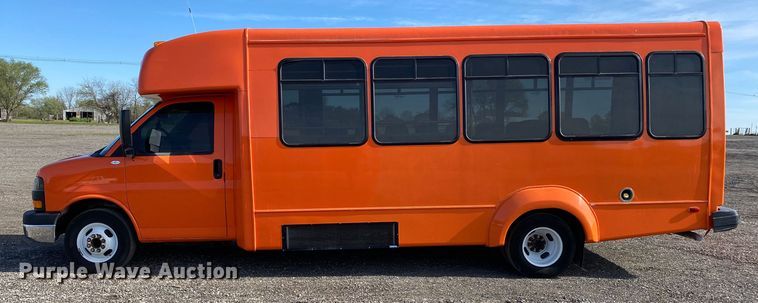 2014 GMC Savana shuttle bus in Collinsville, OK | Item KB9497 sold ...
