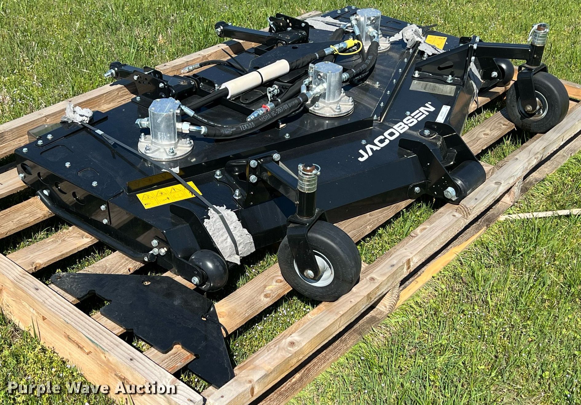 Jacobsen Turfcat mower deck in Chouteau, OK | Item MY9757 sold | Purple ...