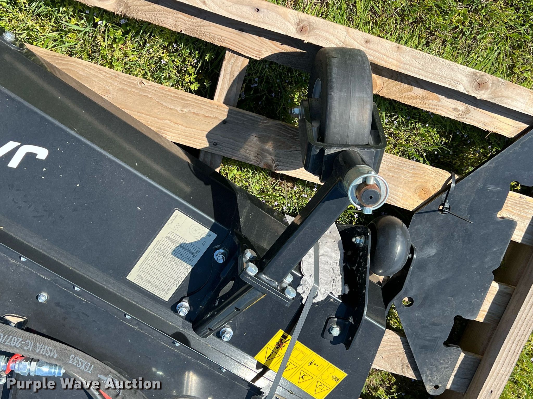 Jacobsen Turfcat mower deck in Chouteau, OK | Item MY9757 sold | Purple ...