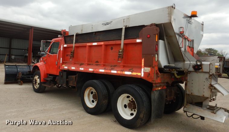 1997 International 4900 dump truck in Minneapolis, KS | Item DK1823 sold | Purple Wave
