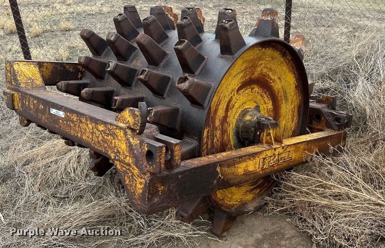 Letourneau M5432 wedge foot roller in WaKeeney, KS | Item KL9210 sold ...