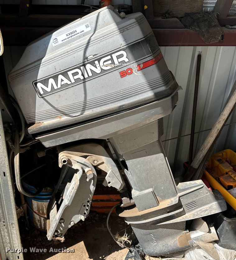 Mariner boat engine in Dodge City, KS | Item KX9024 sold | Purple Wave