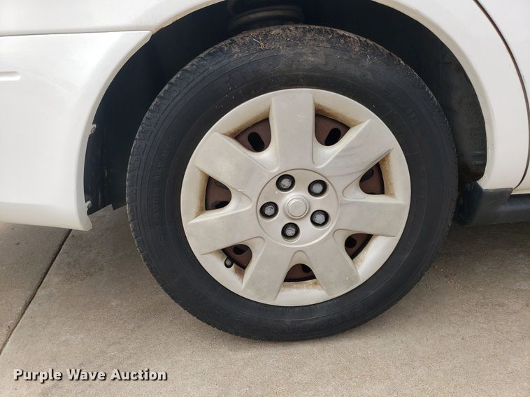 2002 Ford Taurus in Wichita, KS | Item LT9721 sold | Purple Wave