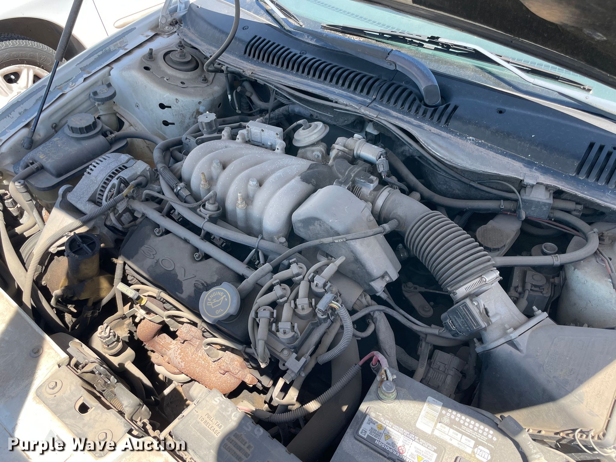 1998 Ford Taurus in Lawton, OK | Item DN4635 sold | Purple Wave