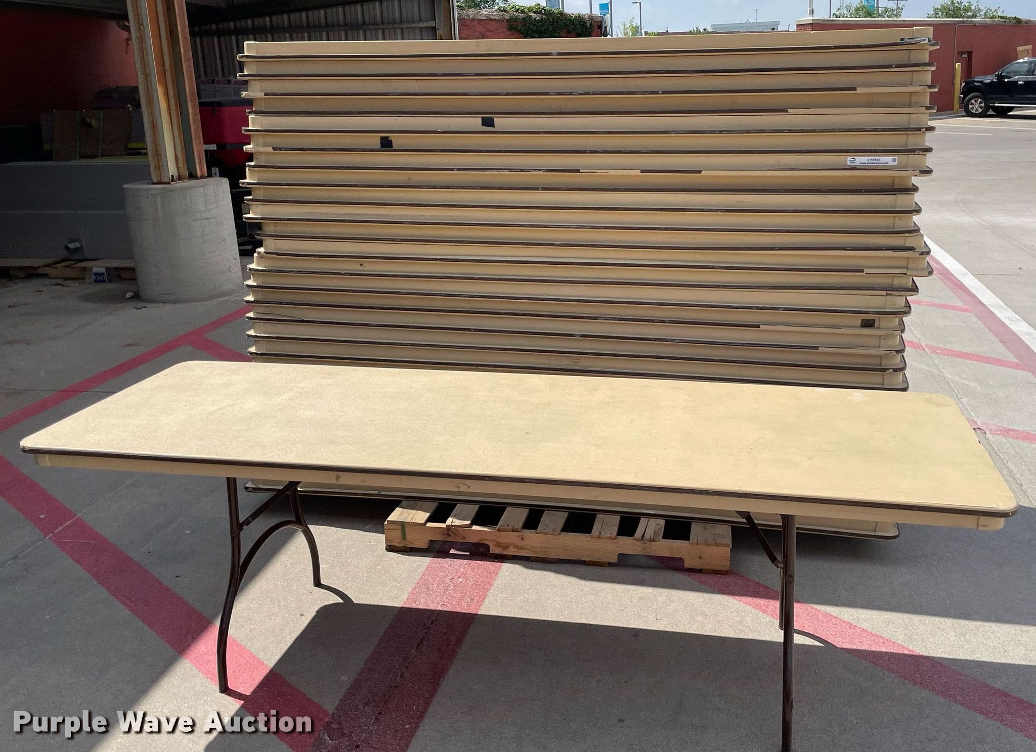 (27) Mity-Lite tables in Wichita, KS | Item LY9563 sold | Purple Wave