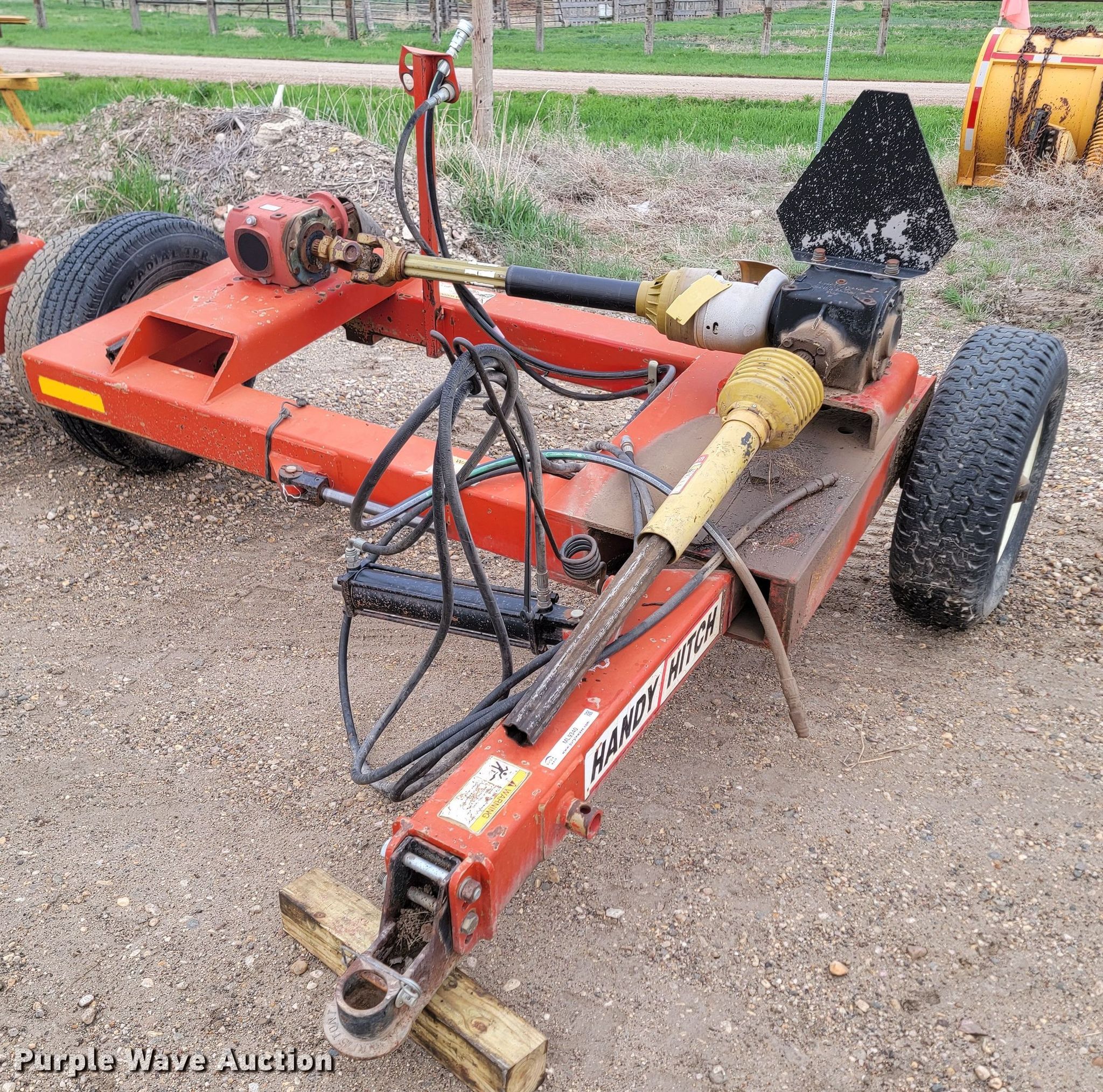 Handy Hitch off-set mower caddy in Fort Pierre, SD | Item ML9340 sold ...