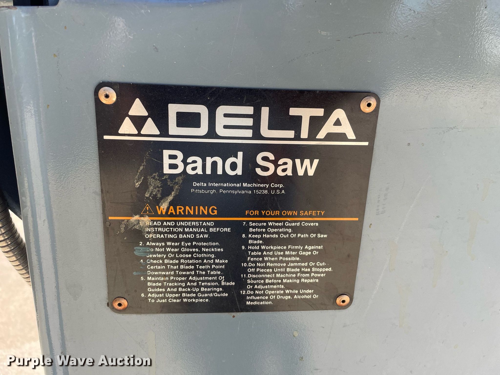 Delta bandsaw in Ellsworth , KS | Item MS9719 sold | Purple Wave