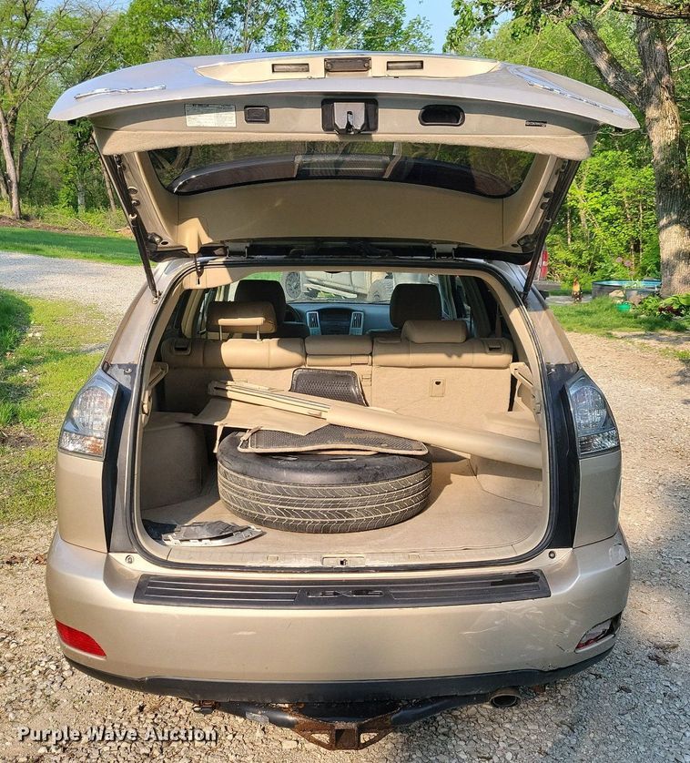 2004 Lexus RX 330 SUV in Waukee, IA | Item JO9142 sold | Purple Wave